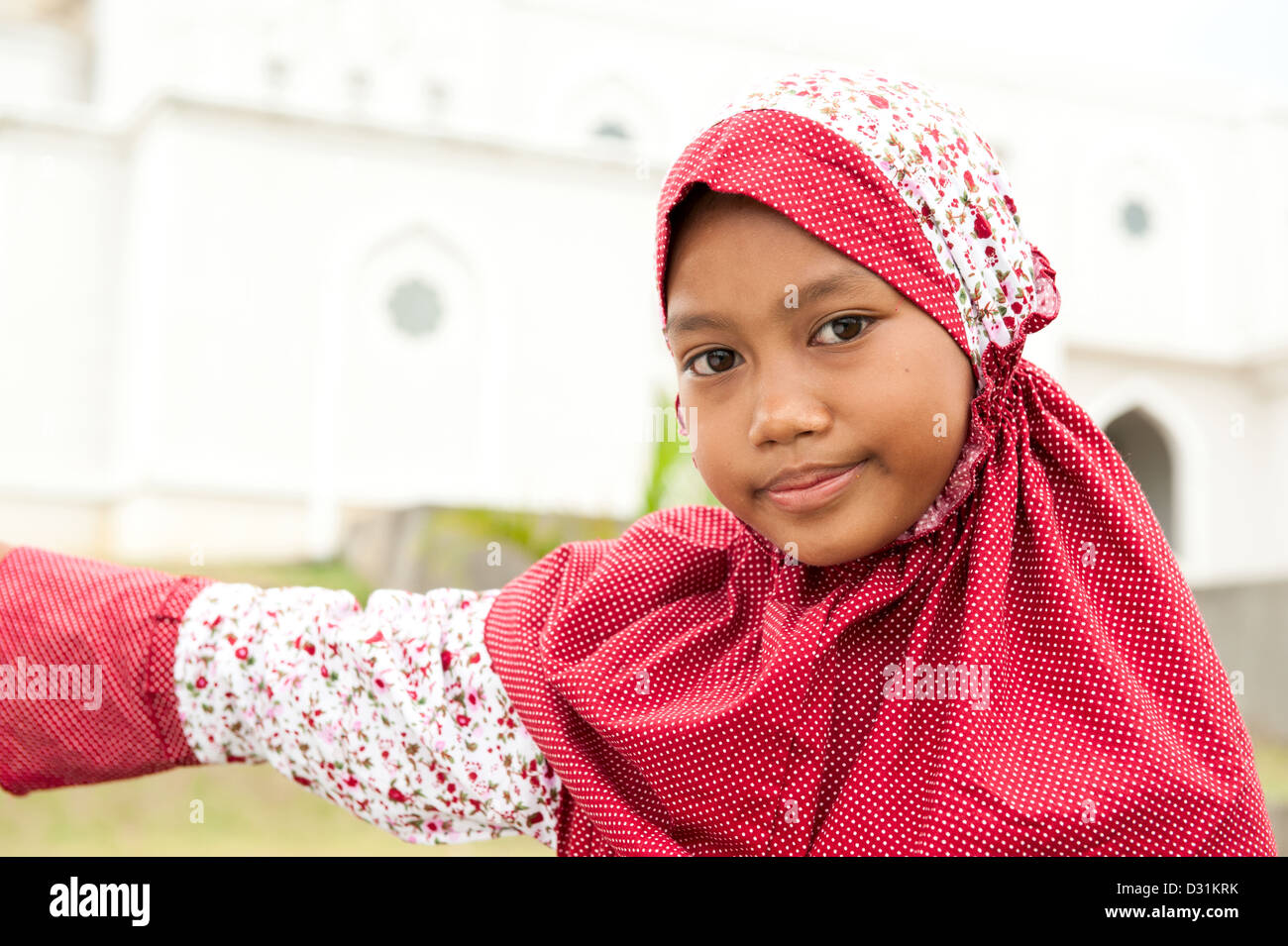 Outdoor portrait of Muslim girl Stock Photo - Alamy