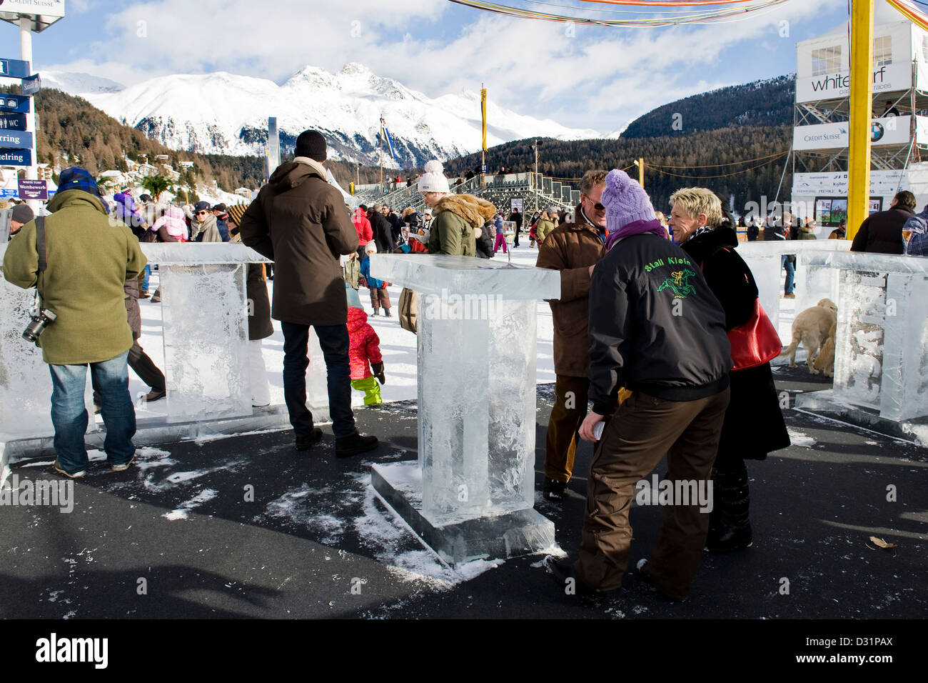 St moritz bar hi-res stock photography and images - Alamy