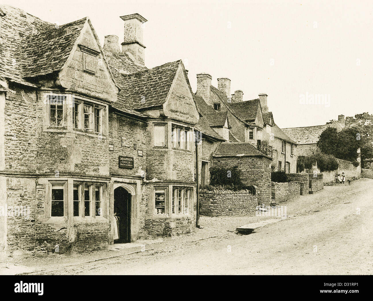 Grocers shop britain hi-res stock photography and images - Alamy