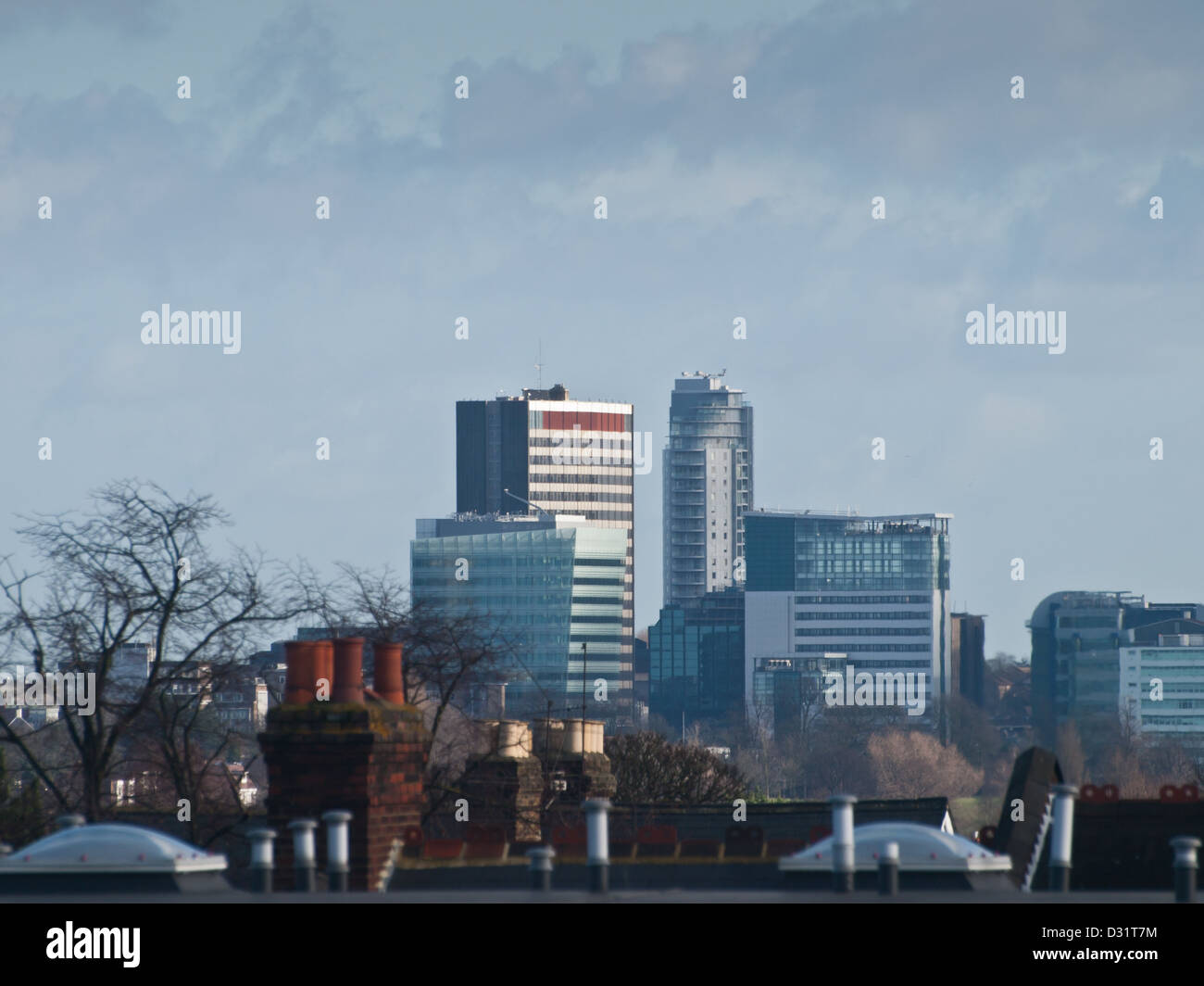 Croydon cityscape skyline rooftops hi-res stock photography and images ...