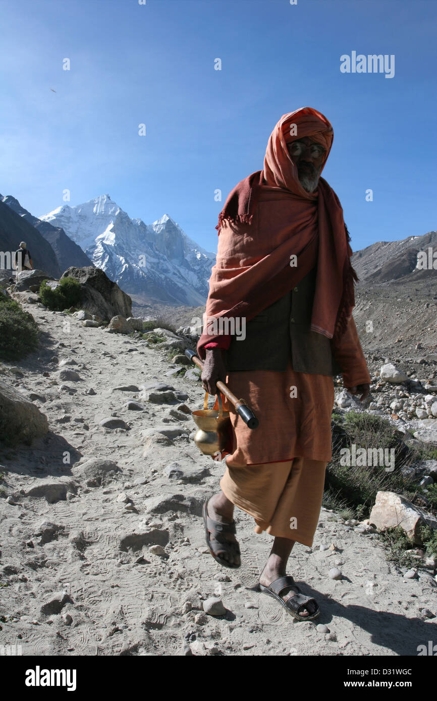 Sadhu in himalayas hi-res stock photography and images - Alamy