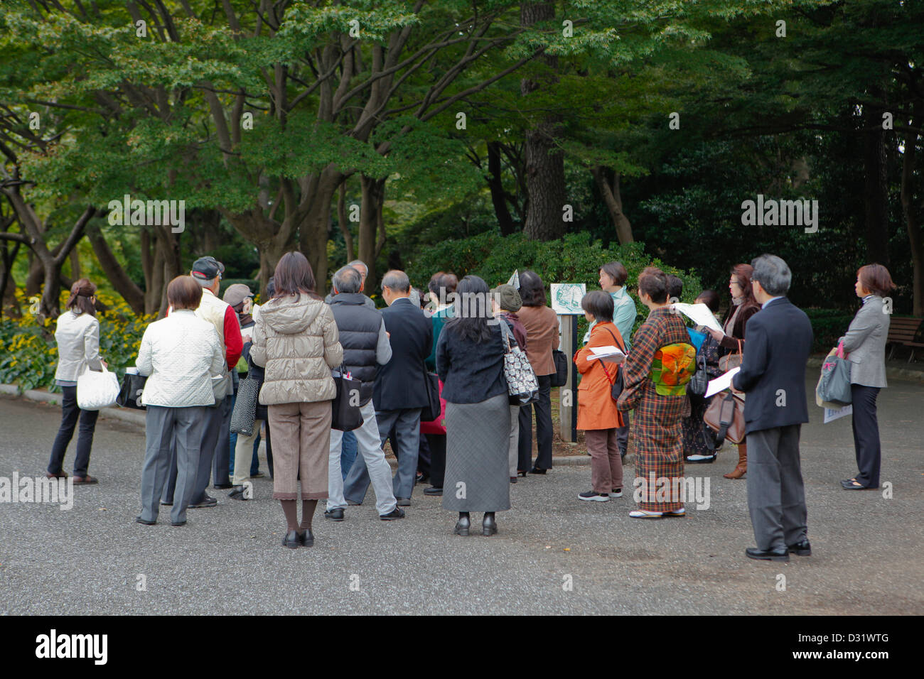 Group tourists japan hi-res stock photography and images - Alamy
