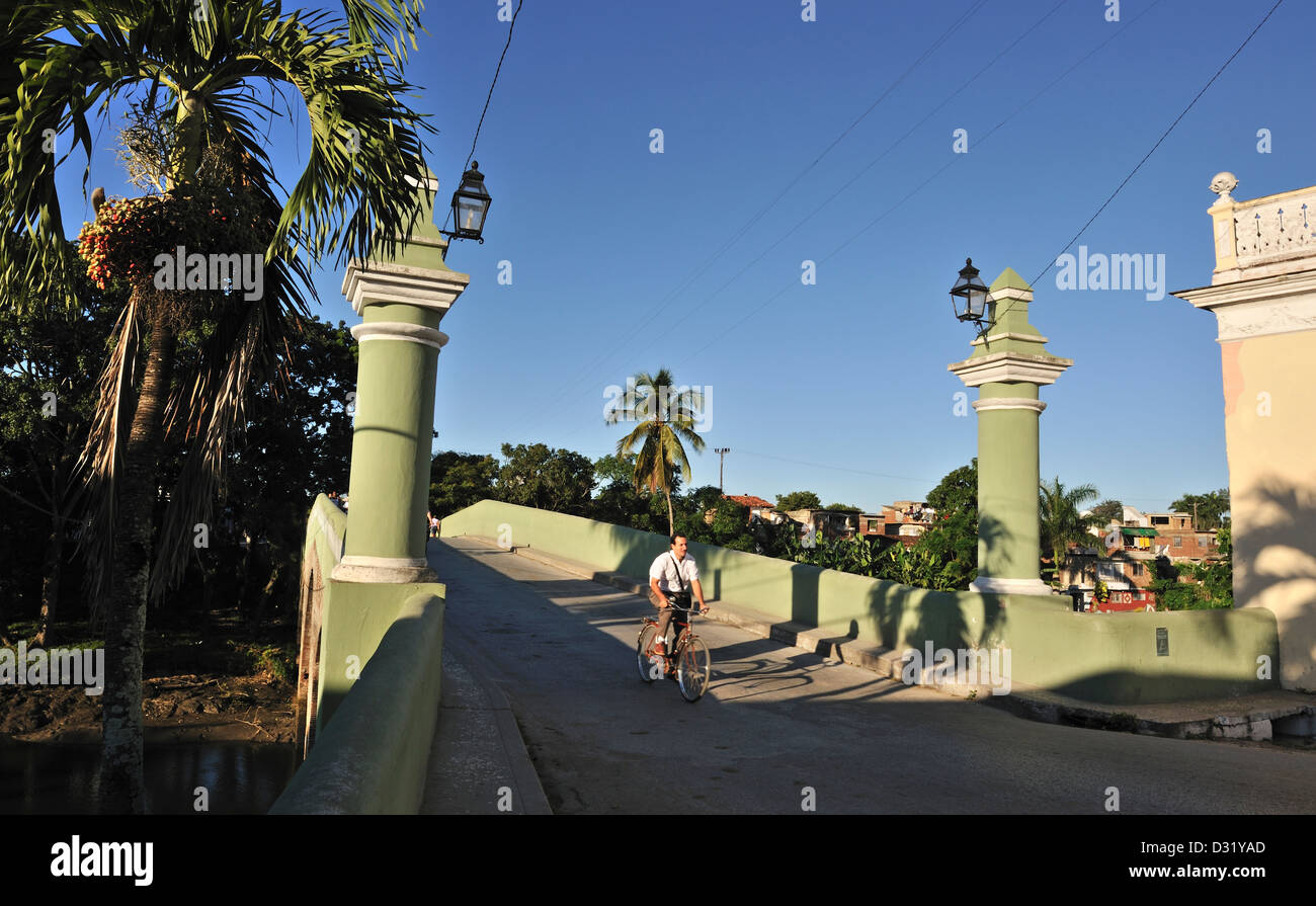 Yayabo Bridge, Sancti Spiritus, Cuba Stock Photo - Alamy