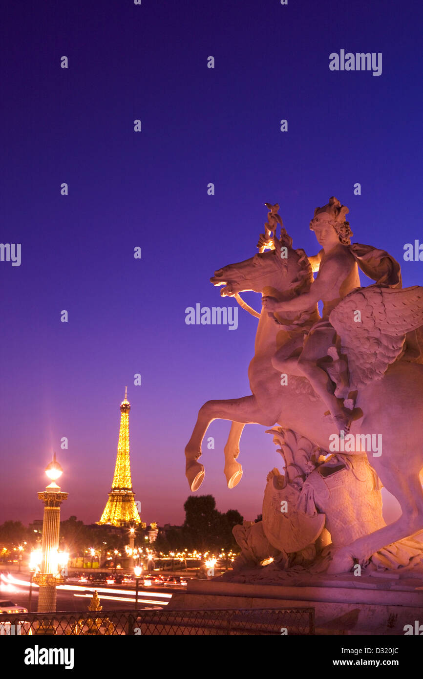 Mercury riding pegasus statue hi-res stock photography and images - Alamy