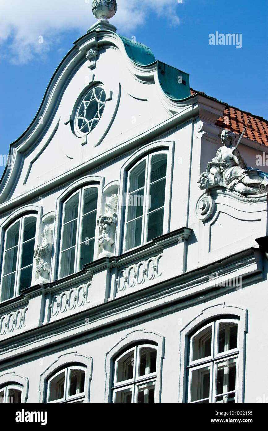 Ancient buidings hi-res stock photography and images - Alamy