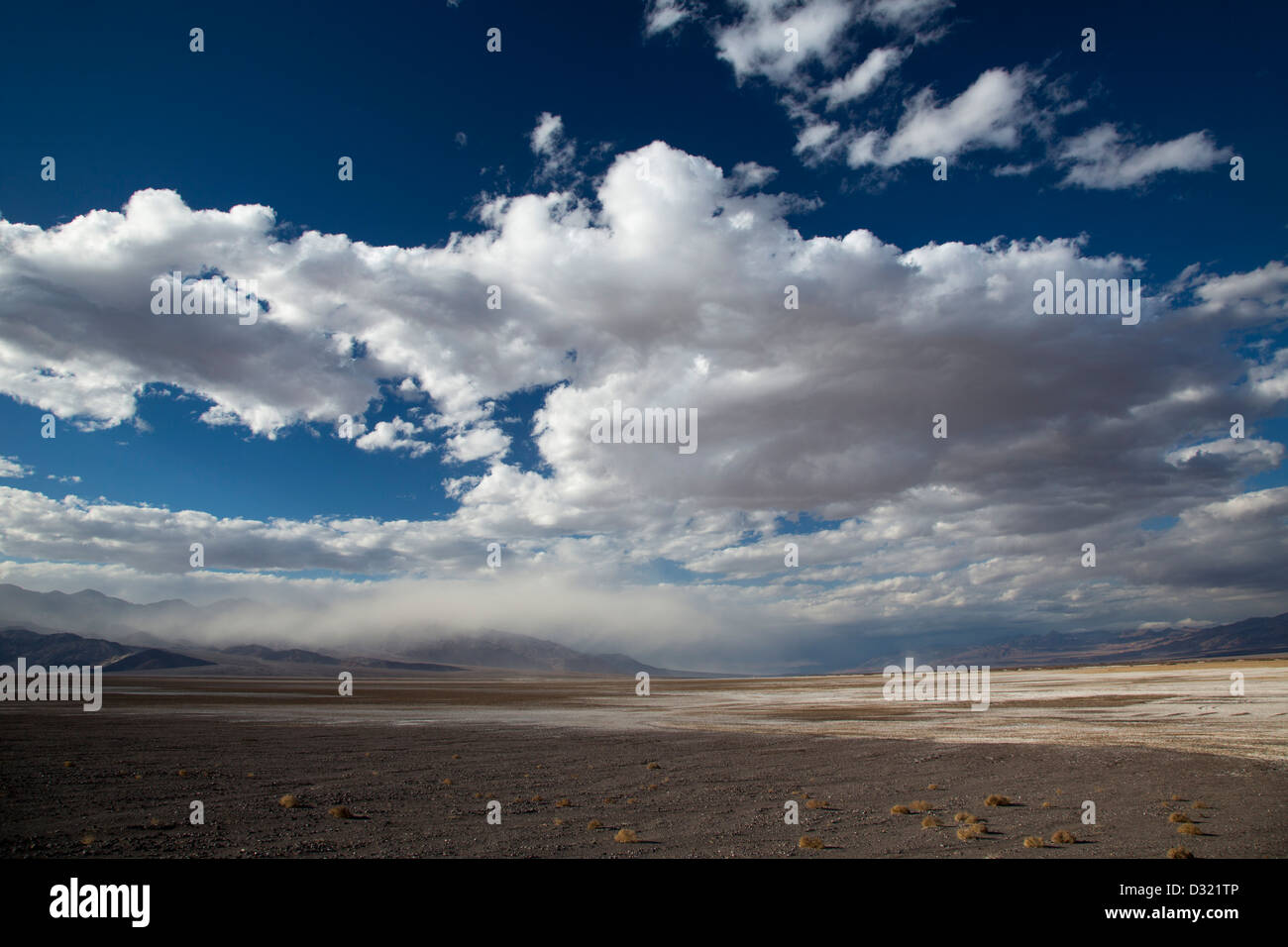 Dust storm hi-res stock photography and images - Alamy