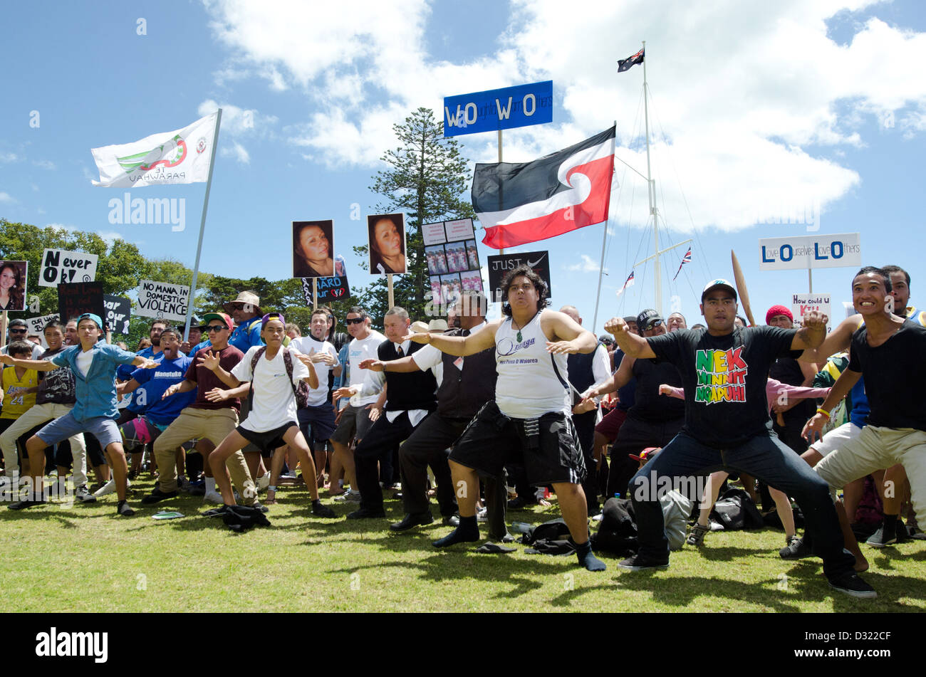 Young Maori Warrior High Resolution Stock Photography and Images - Alamy