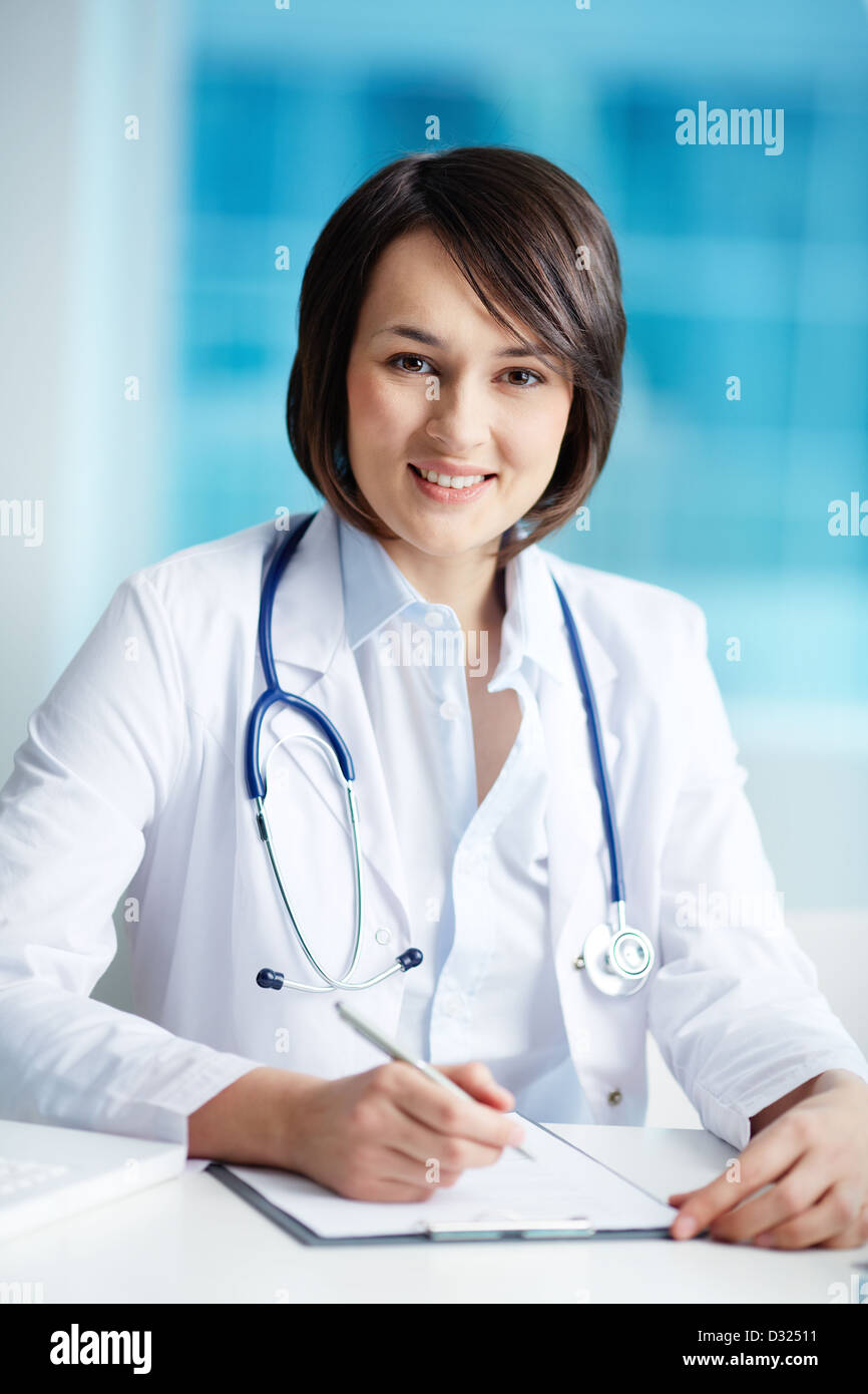 Young clinic employee workplace hi-res stock photography and images - Alamy