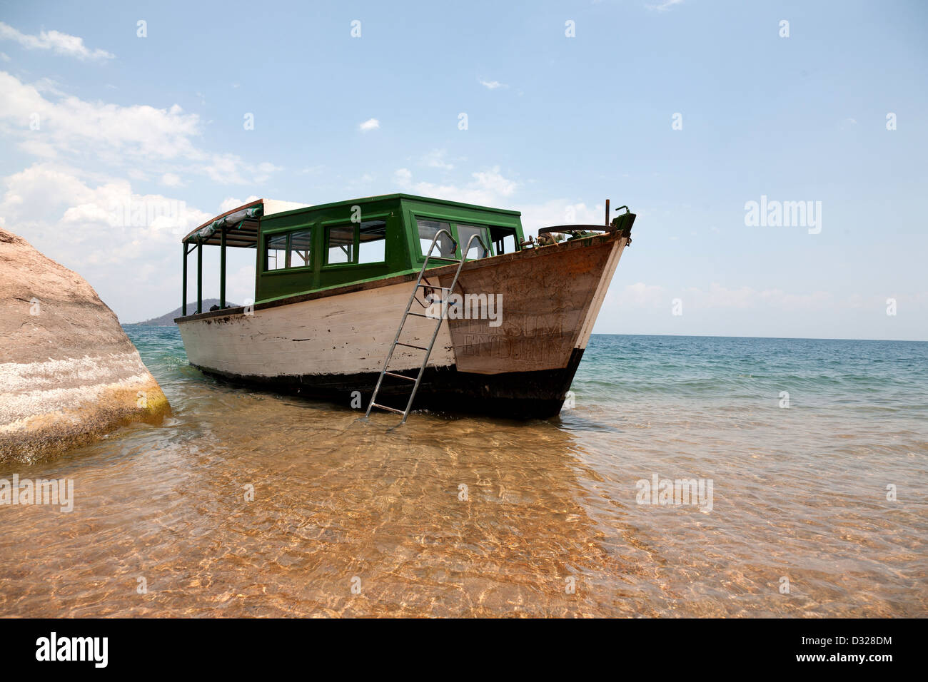 Shallow waters hi-res stock photography and images - Alamy