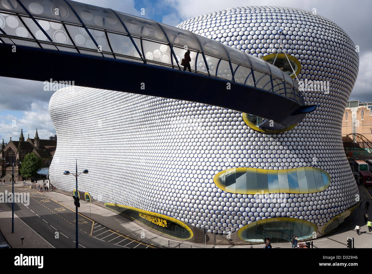 Bridge selfridges bull ring shopping hi-res stock photography and ...
