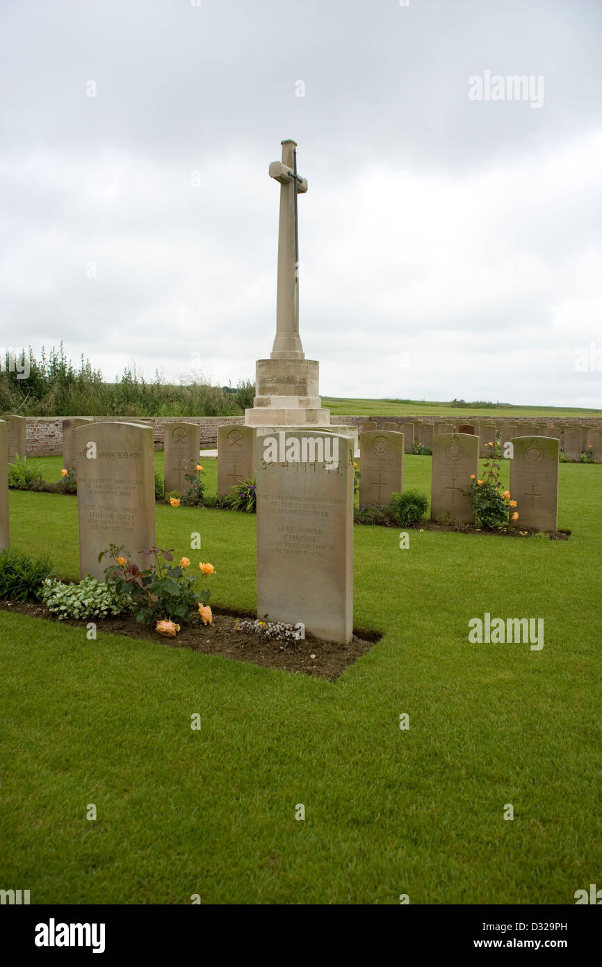 Meaulte British cemetery on the Somme containing 312 graves from the ...