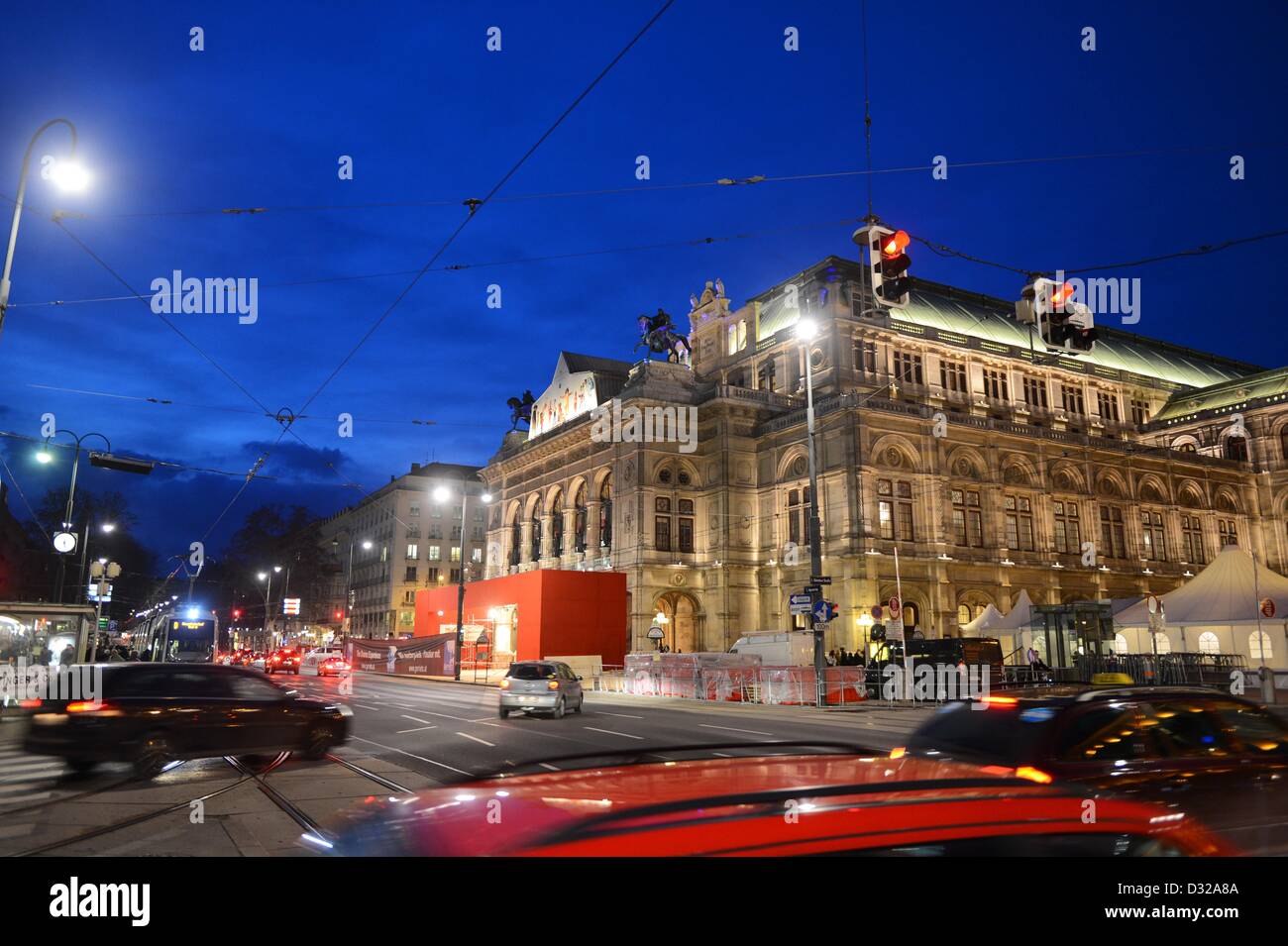 The Vienna State Opera is pictured at night in Vienna, Austria, 06 ...