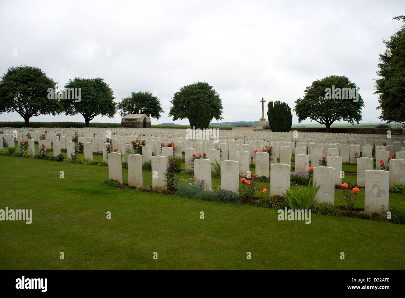 Grove Town Meaulte British cemetery on the Somme containing 1395 graves ...