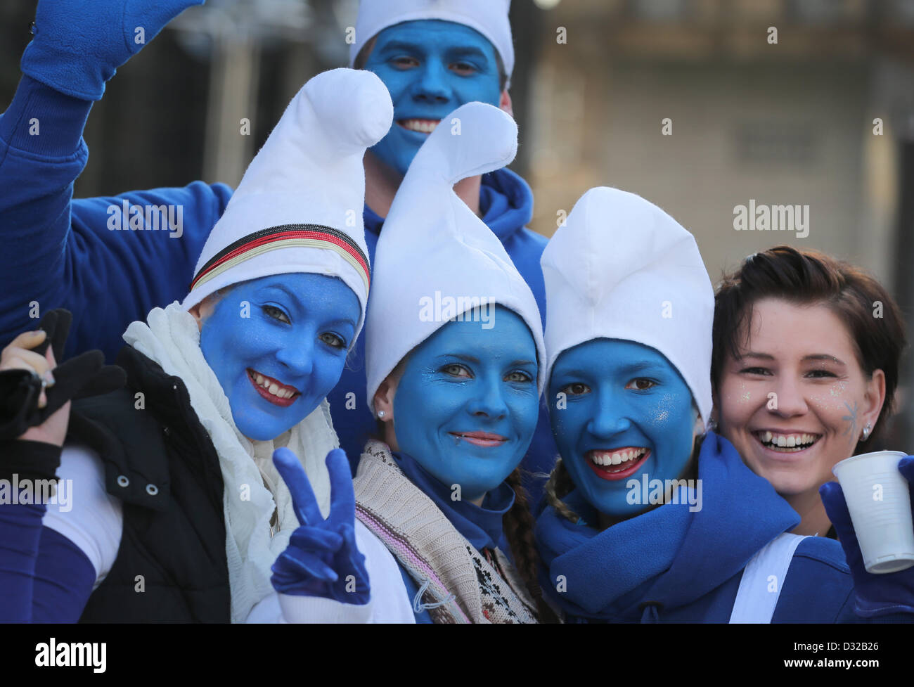 Female revellers in costume hi-res stock photography and images - Alamy