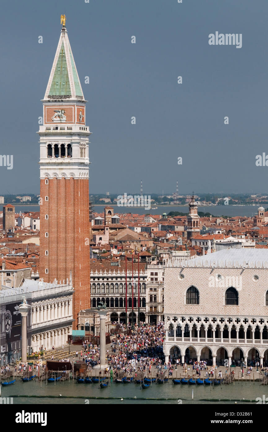 Spannende Campanile Di San Marco Fotosnull