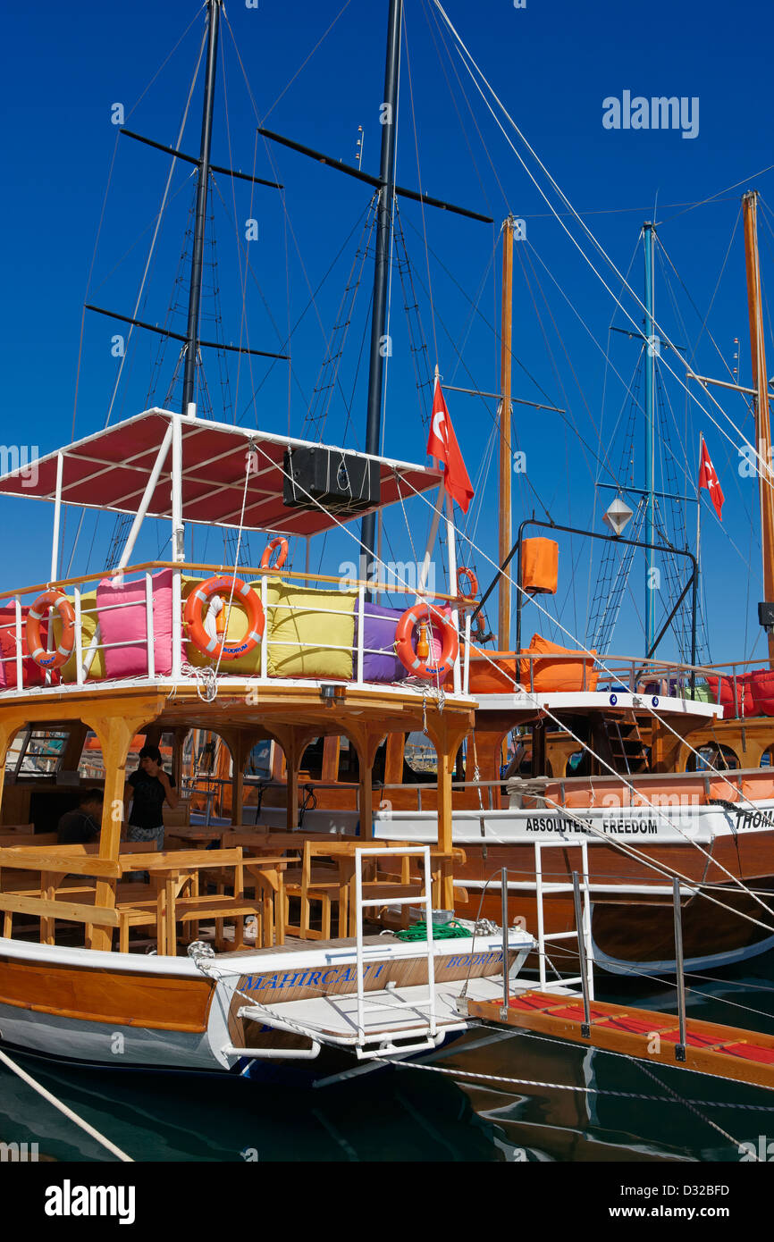 Traditional Turkish gulets moored in Turgutreis marina. Turgutreis ...