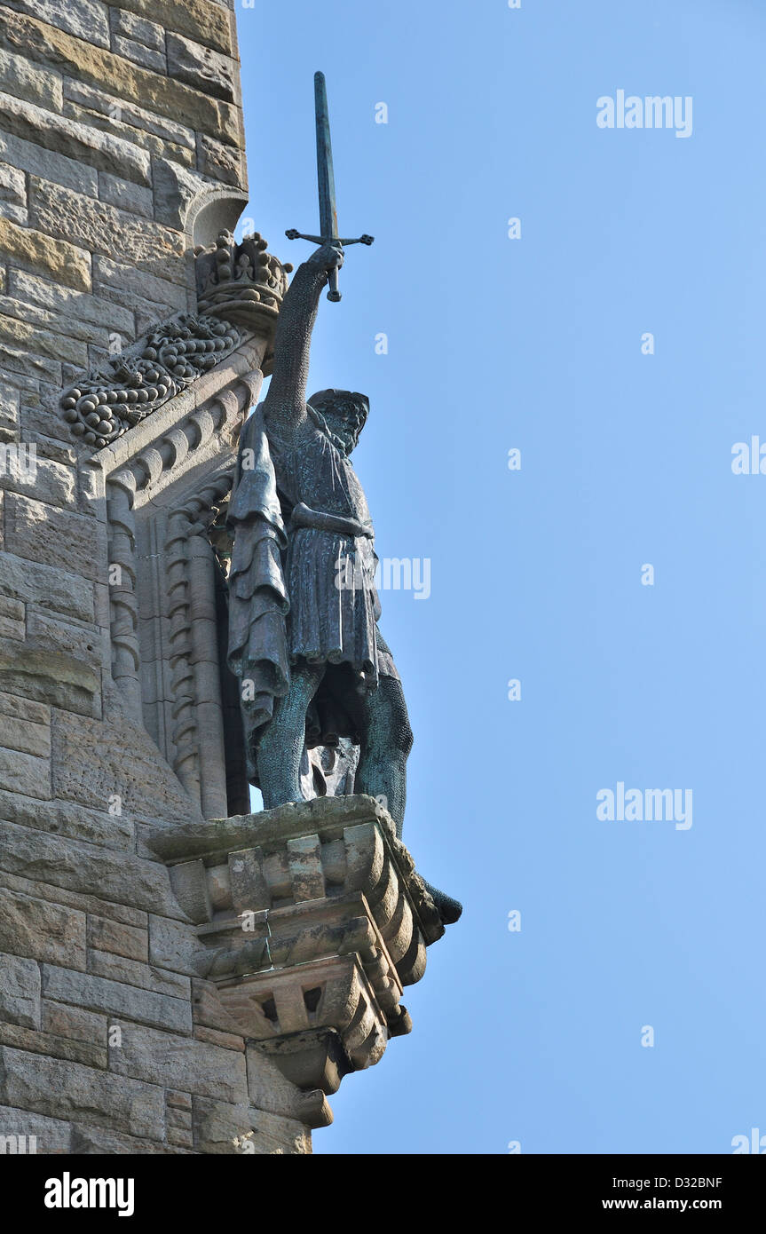 Statue of Wallace on the Wallace Monument, Stirling, sword upraised ...