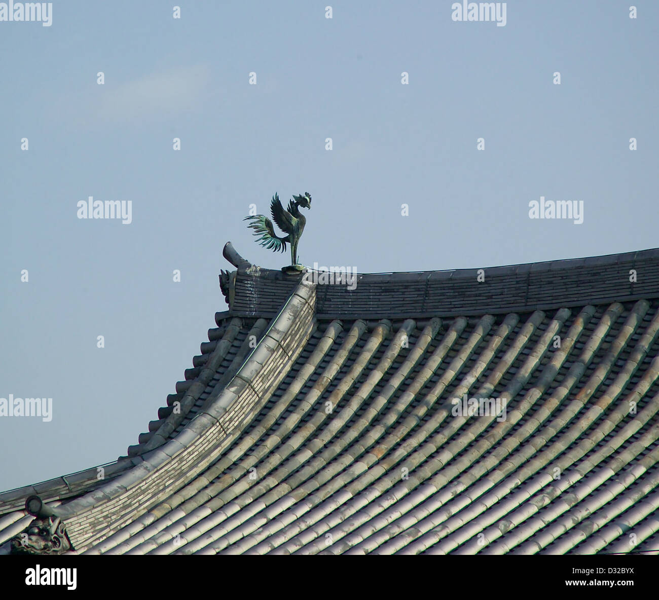 Temple stands hi-res stock photography and images - Alamy