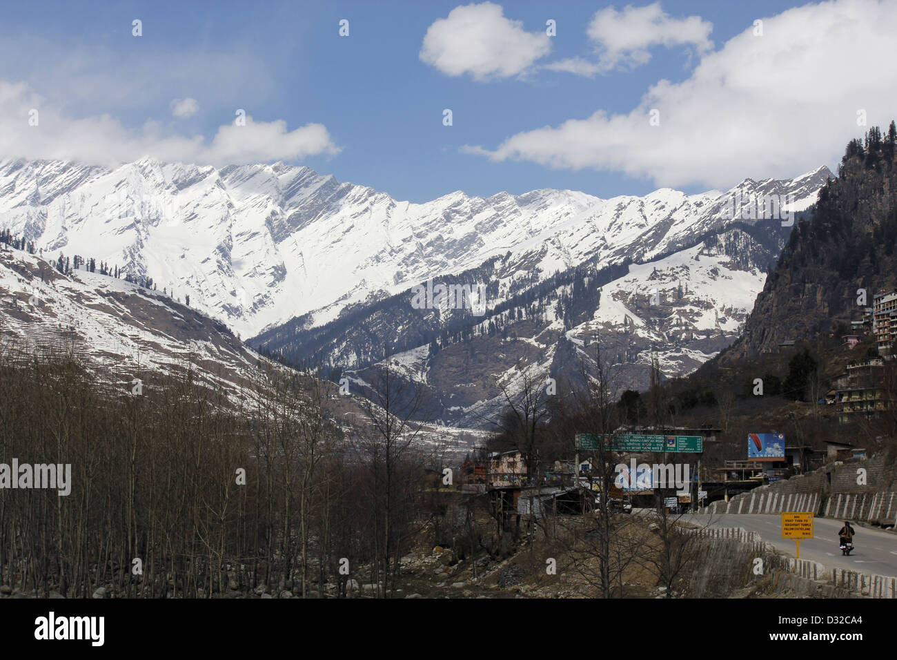 Snow covered mountains, Manali Himachal Pradesh, India Stock Photo - Alamy