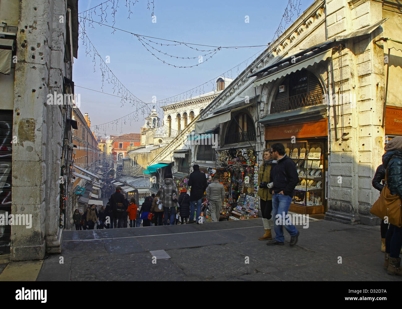 Rialto Bridge Shops High Resolution Stock Photography and Images - Alamy
