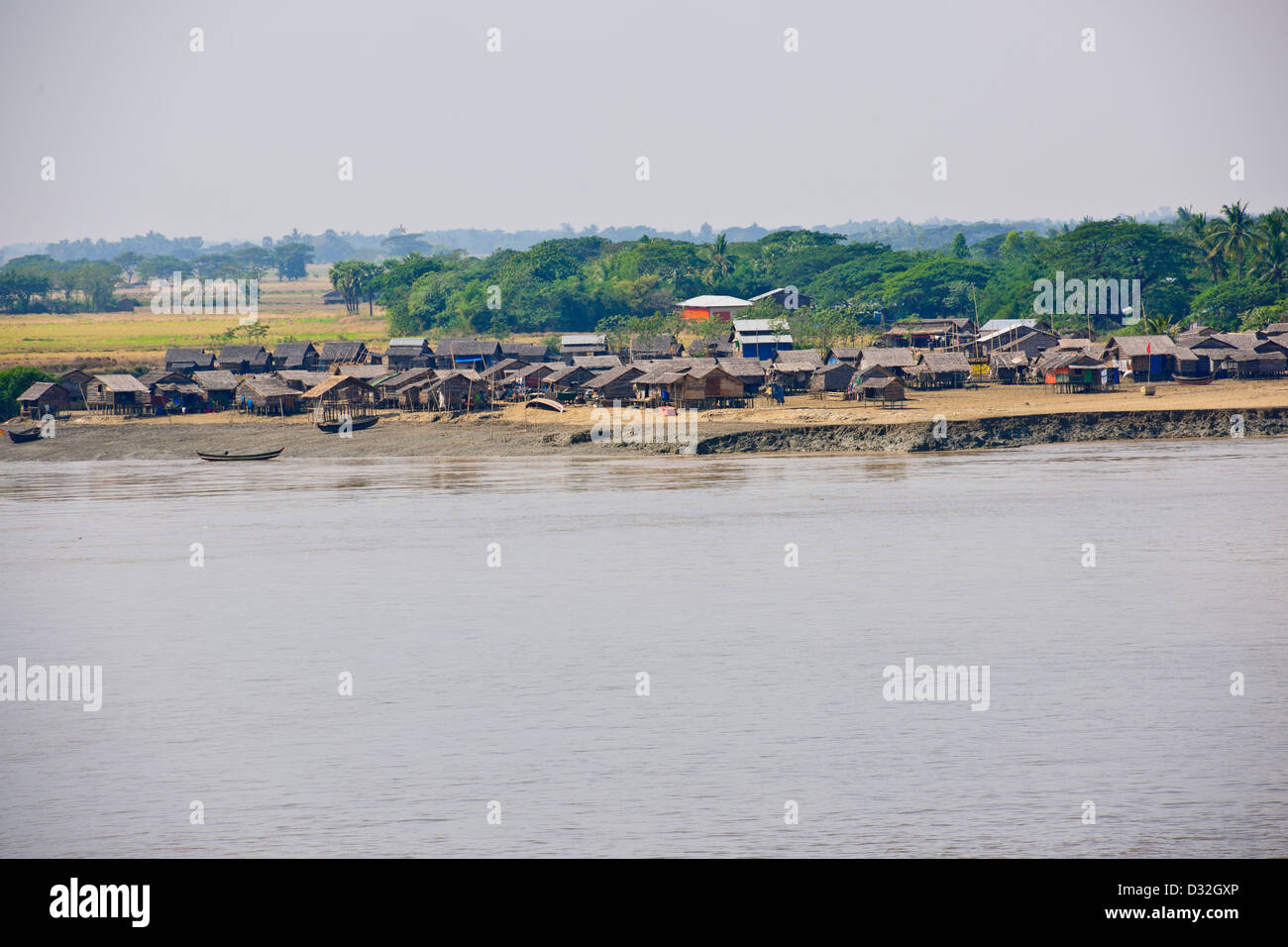 Ayeyarwady delta rice hi-res stock photography and images - Alamy