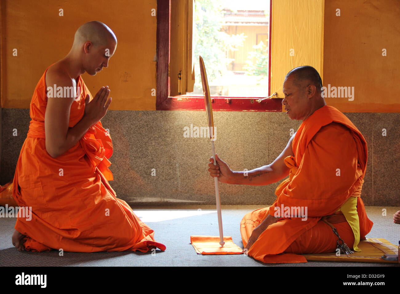 Novice Buddhist monk ordination ceremony Stock Photo - Alamy