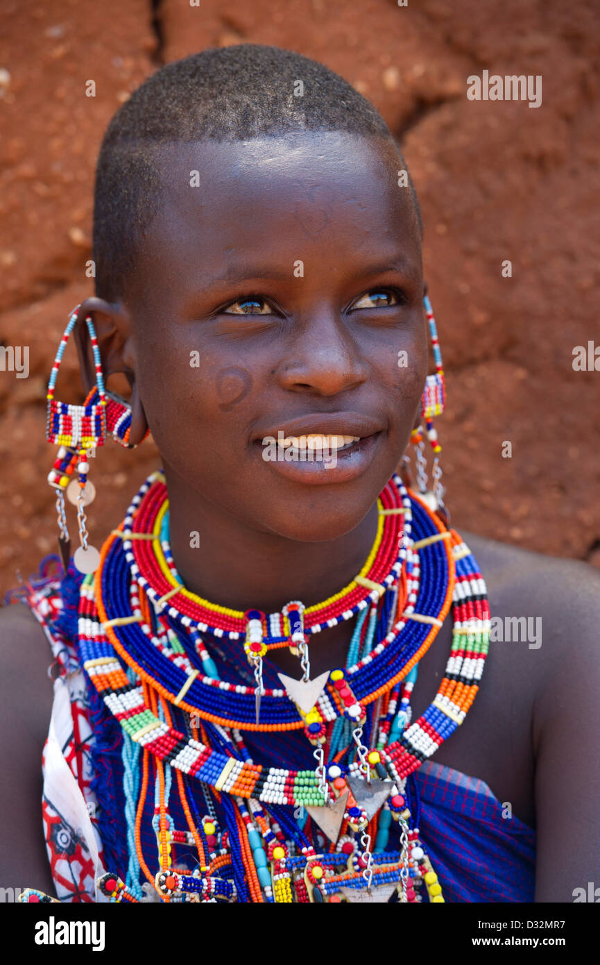 Maasai woman sitting at her hut in the manyatta, Kenya Stock Photo - Alamy