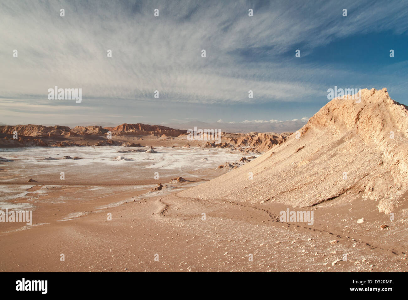 Moon valley of atacama hi-res stock photography and images - Alamy