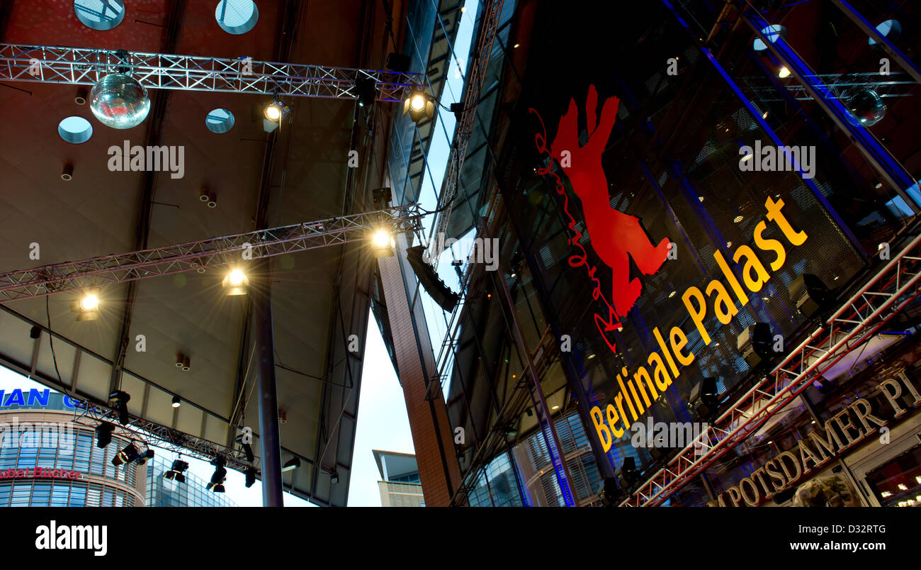 The bear, the official Berlinale logo, seen at the facade of the ...