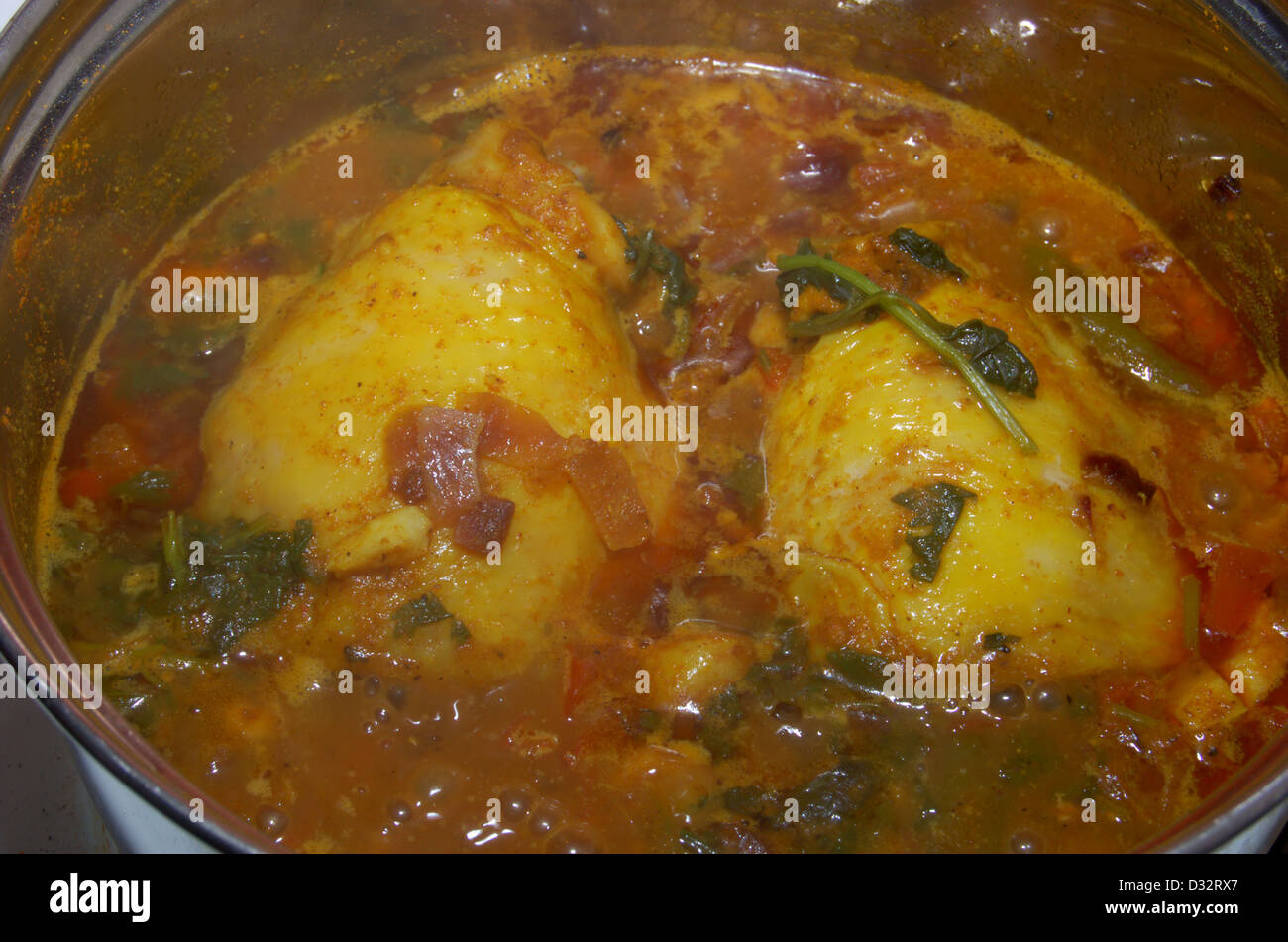 Simmer curry hi-res stock photography and images - Alamy