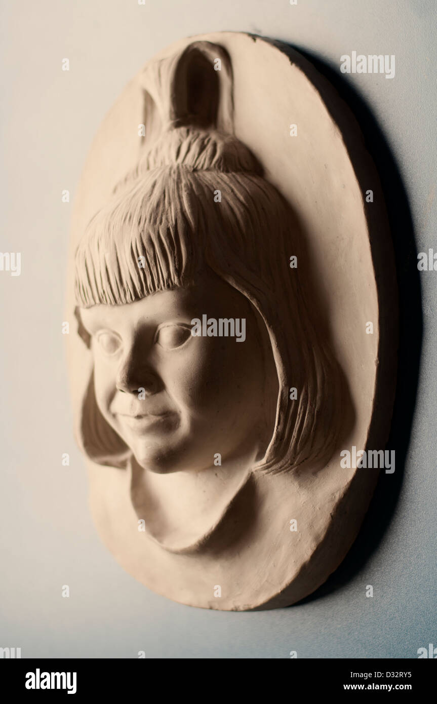 Clay sculpture hi-res stock photography and images - Alamy