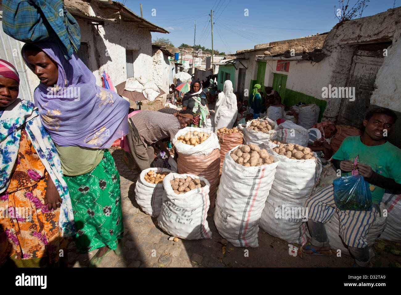 Street Scene, Jugol (Old Town) Harar, Ethiopia Stock Photo - Alamy