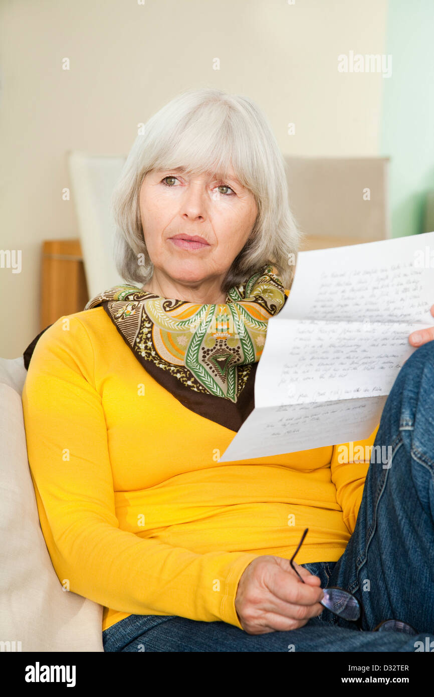 Handwritten letter friend hi-res stock photography and images - Alamy