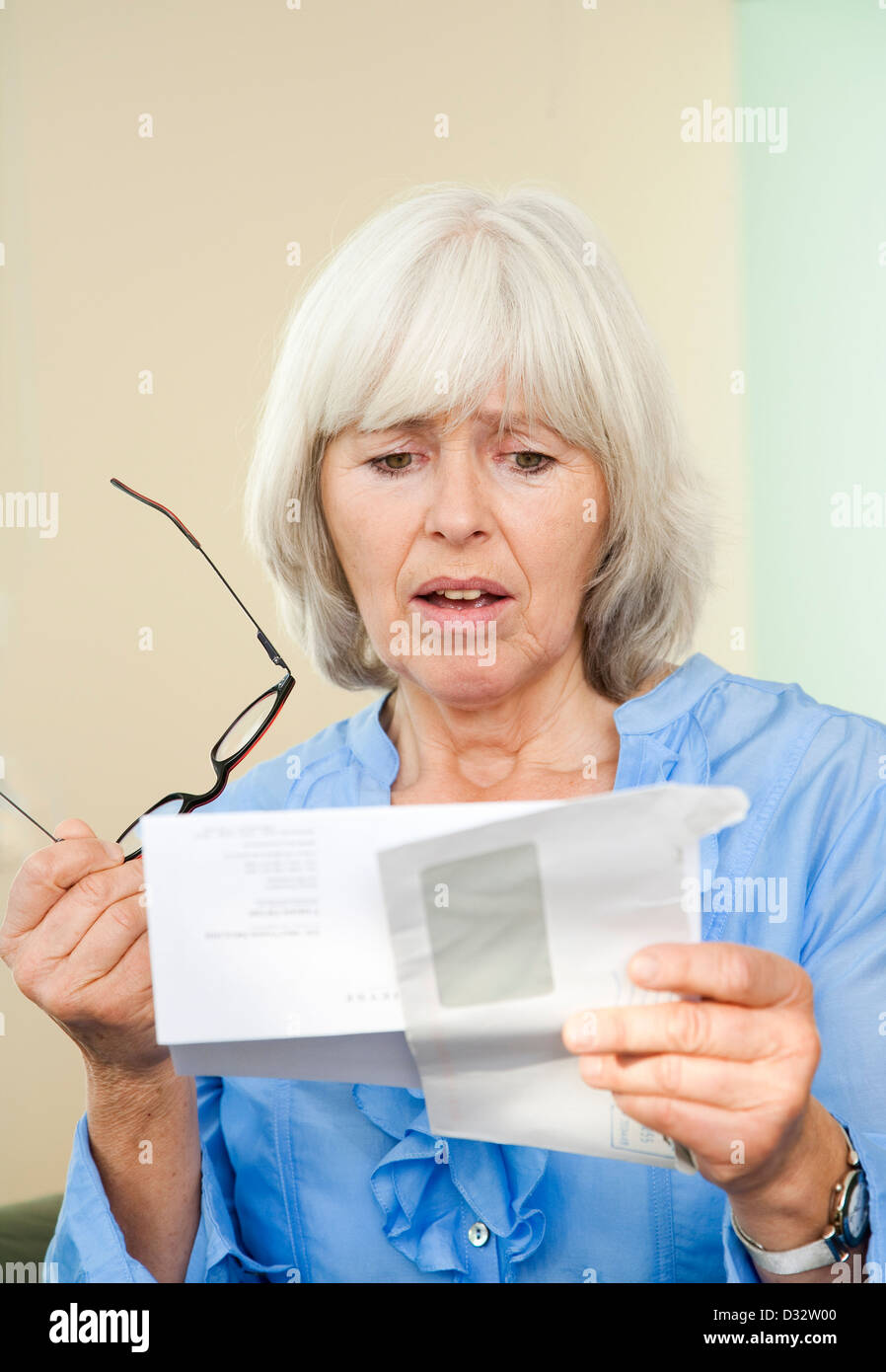 Angry reading bill hi-res stock photography and images - Alamy