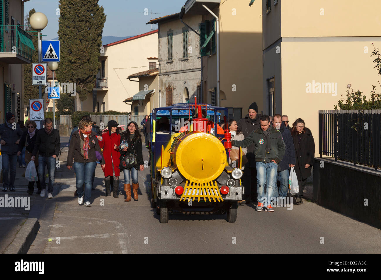 Train ride carnival hi-res stock photography and images - Alamy