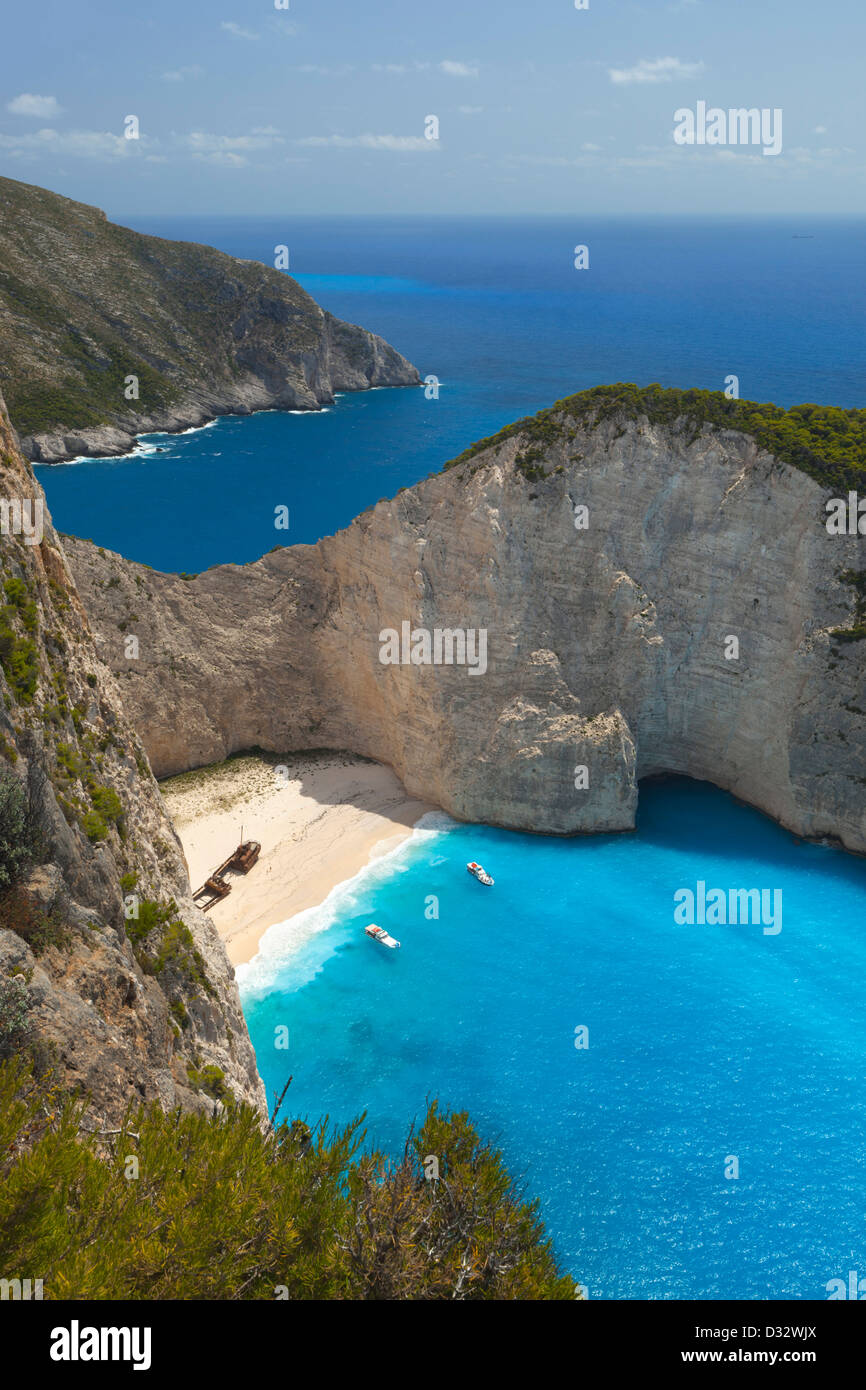 Shipwreck bay hi-res stock photography and images - Alamy