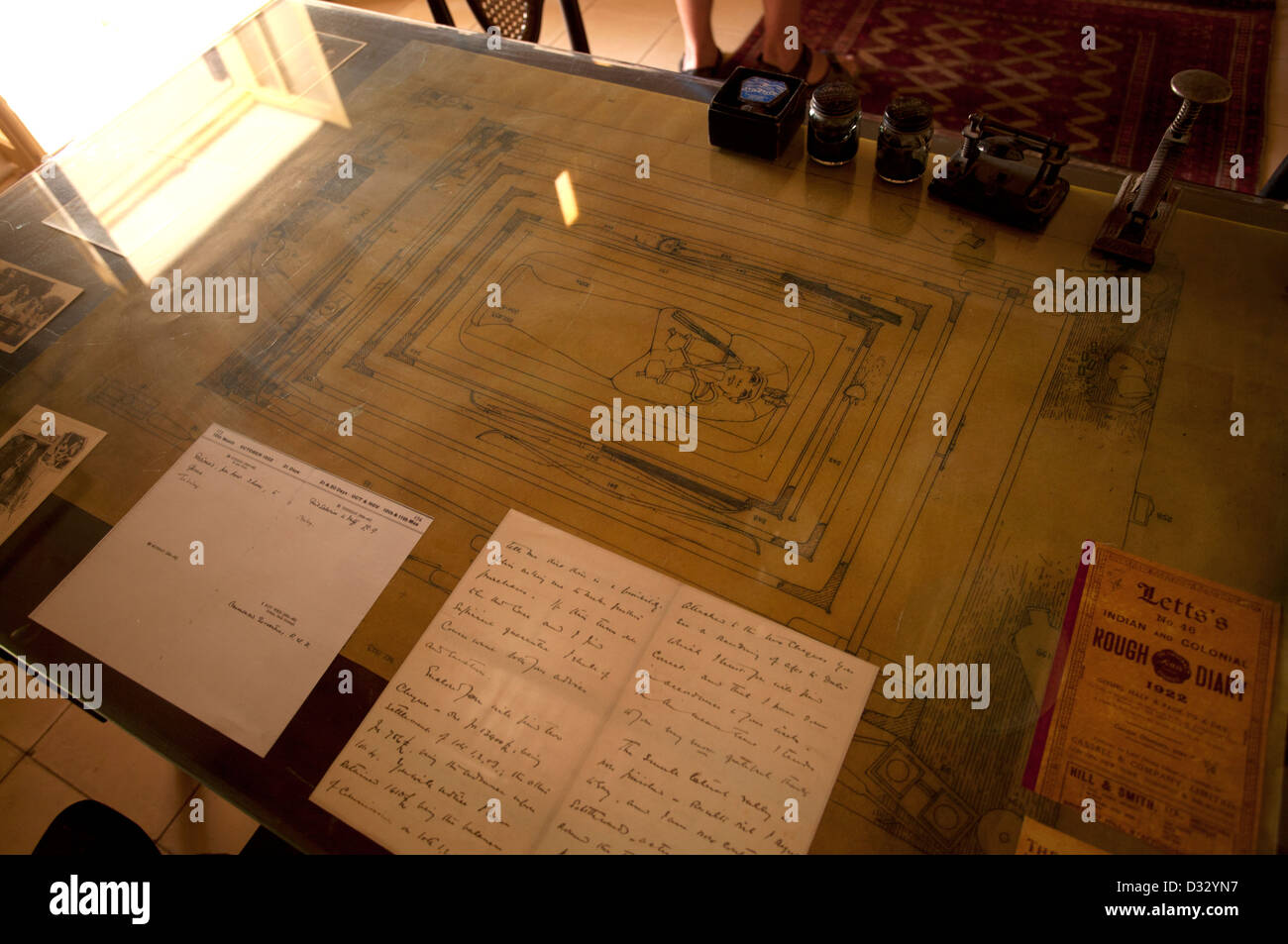 Carter's desk and study at the Howard Carter House Museum in Luxor ...