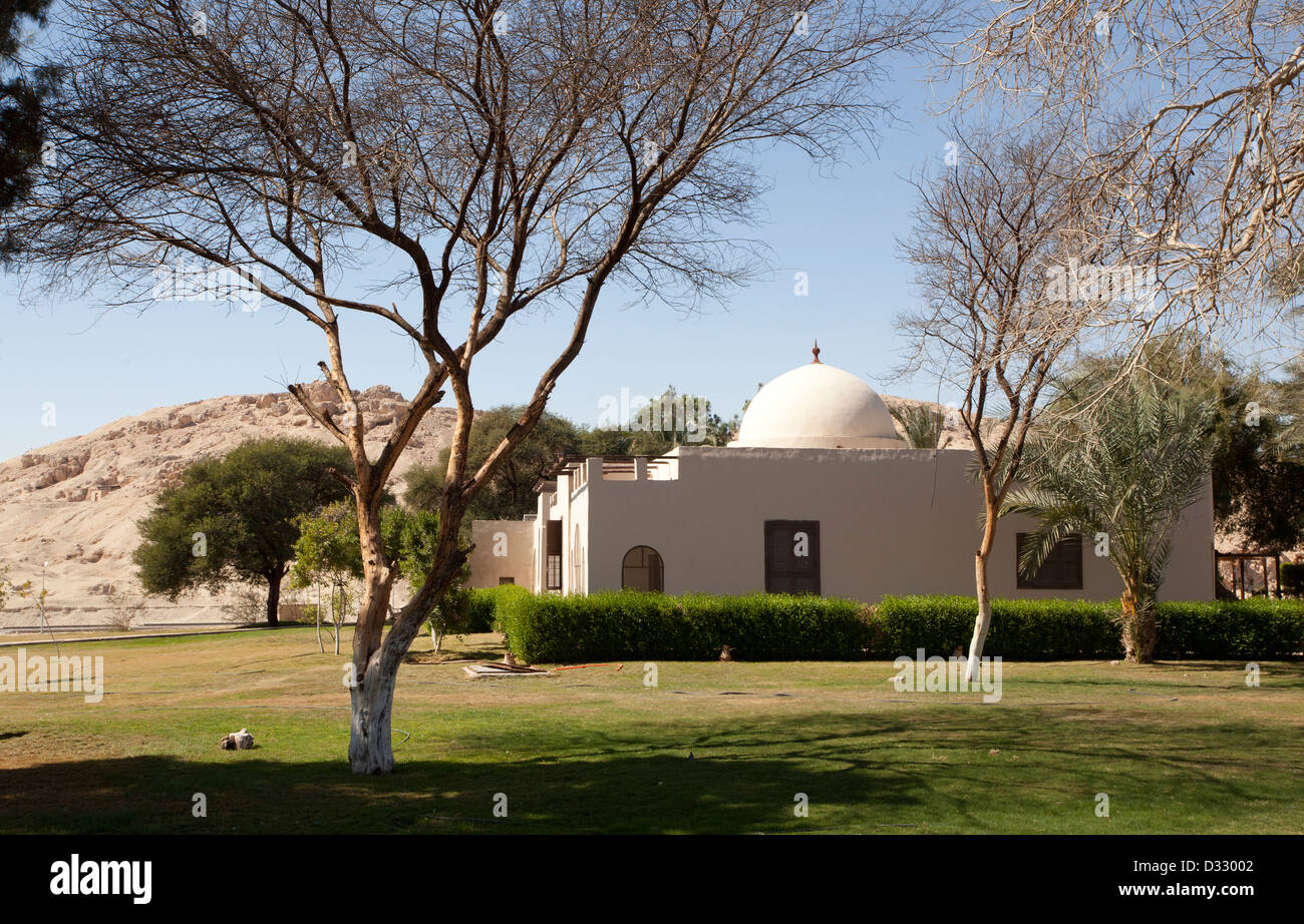 Howard carter and lord carnarvon hi-res stock photography and images ...