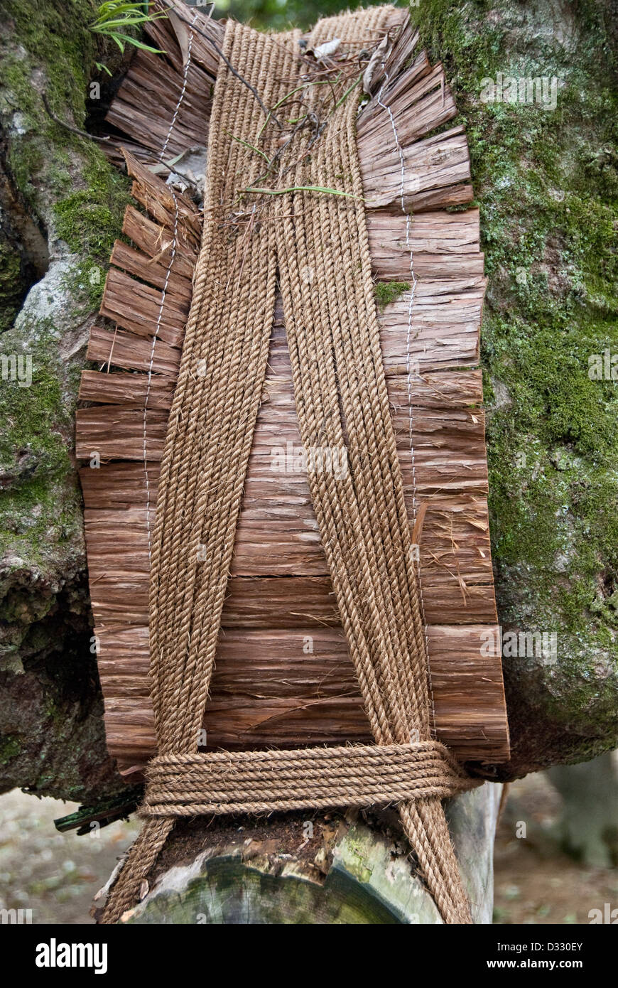 Tree support japan hi-res stock photography and images - Alamy