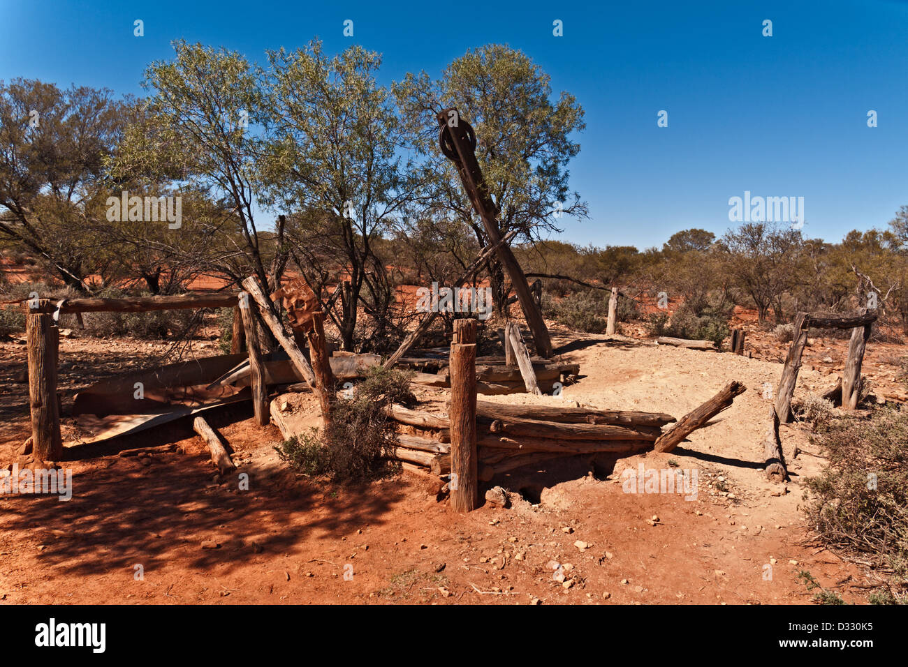 WELL 8, CANNING STOCK ROUTE, WESTERN AUSTRALIA, AUSTRALIA Stock Photo ...