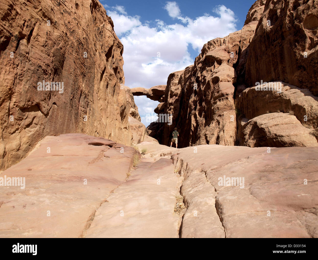 Arch in Wadi Rum desert, Jordan Stock Photo - Alamy