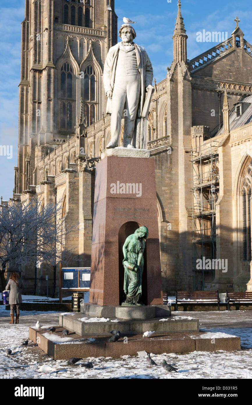 A statue of Herbert Ingram in St Botolph's churchyard. Boston, Uk Stock ...