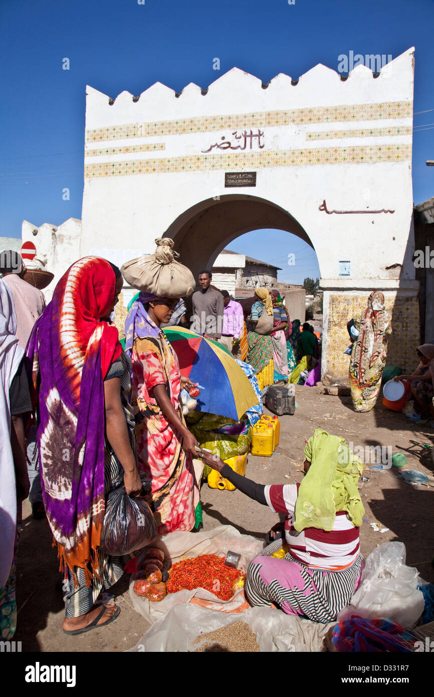 Harar harrar harer harrer ethiopia market hi-res stock photography and ...