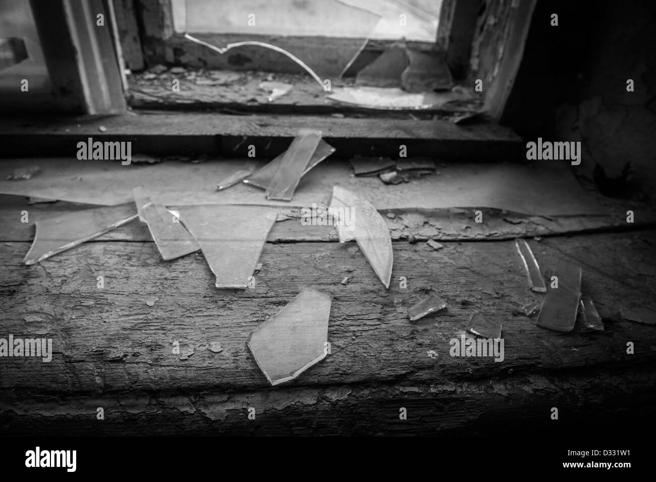 Broken Window Burglary Black and White Stock Photos & Images - Alamy