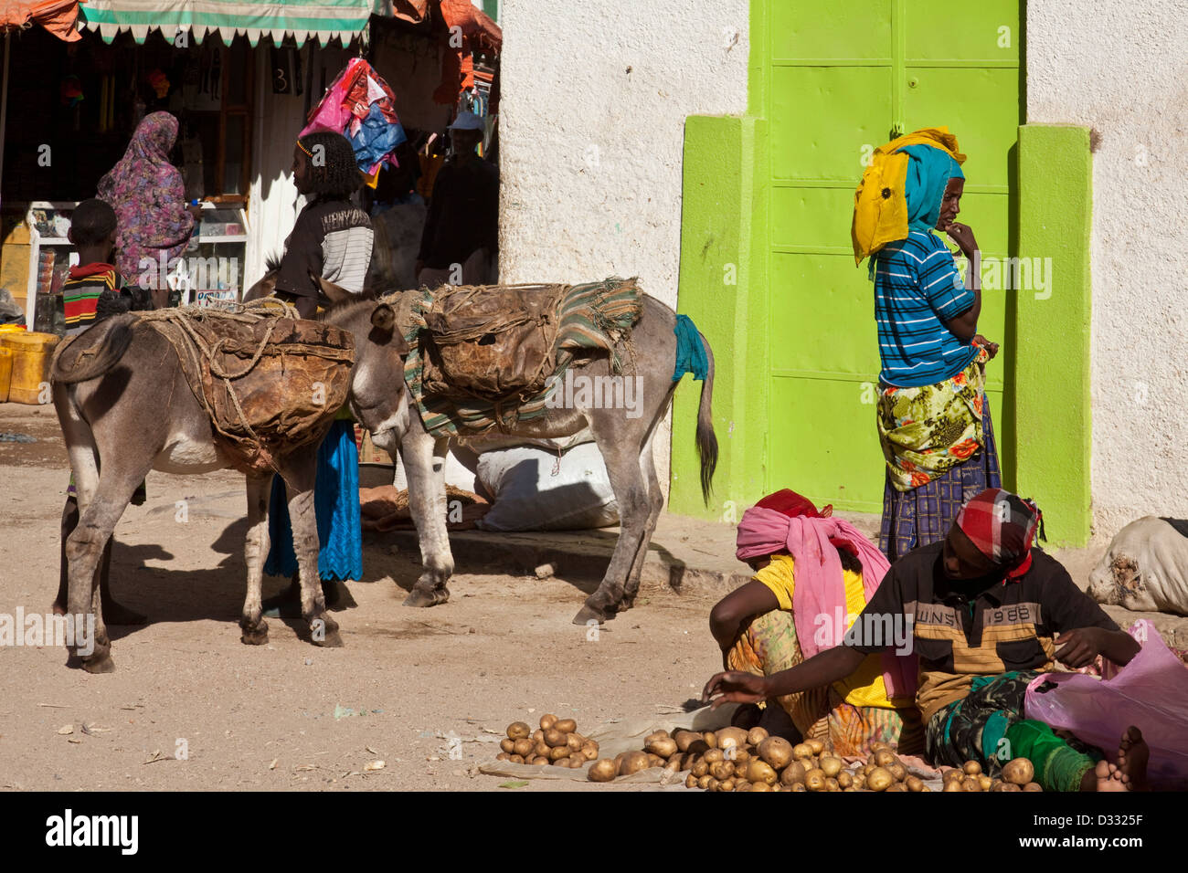Colourful Streetscene, Jugol (Old Town) Harar, Ethiopia Stock Photo - Alamy