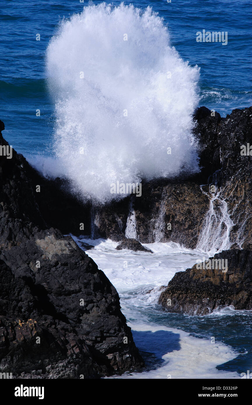 Spout force hi-res stock photography and images - Alamy