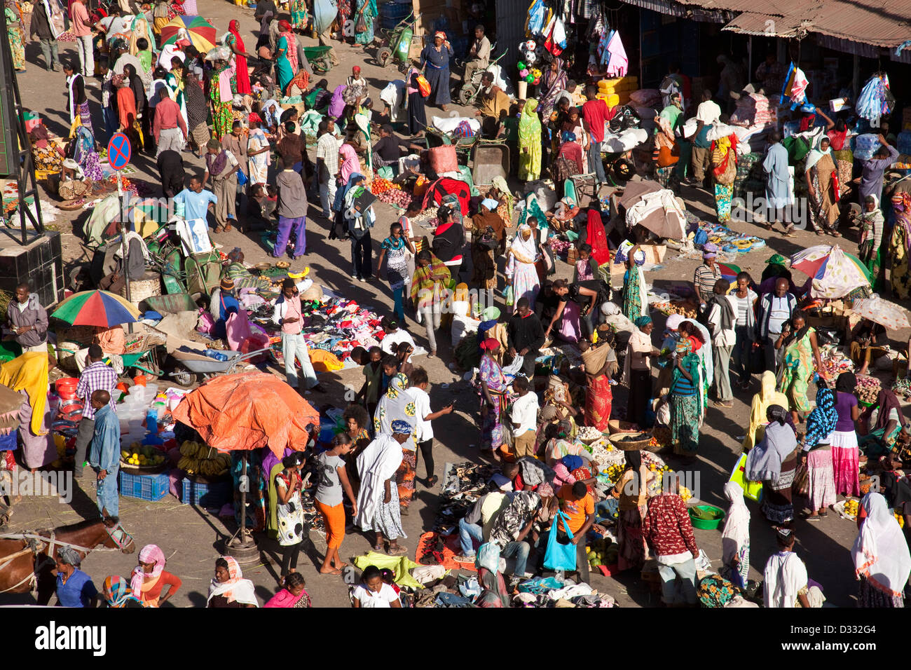 Christian Market, Showa Gate, Harar, Ethiopia Stock Photo - Alamy