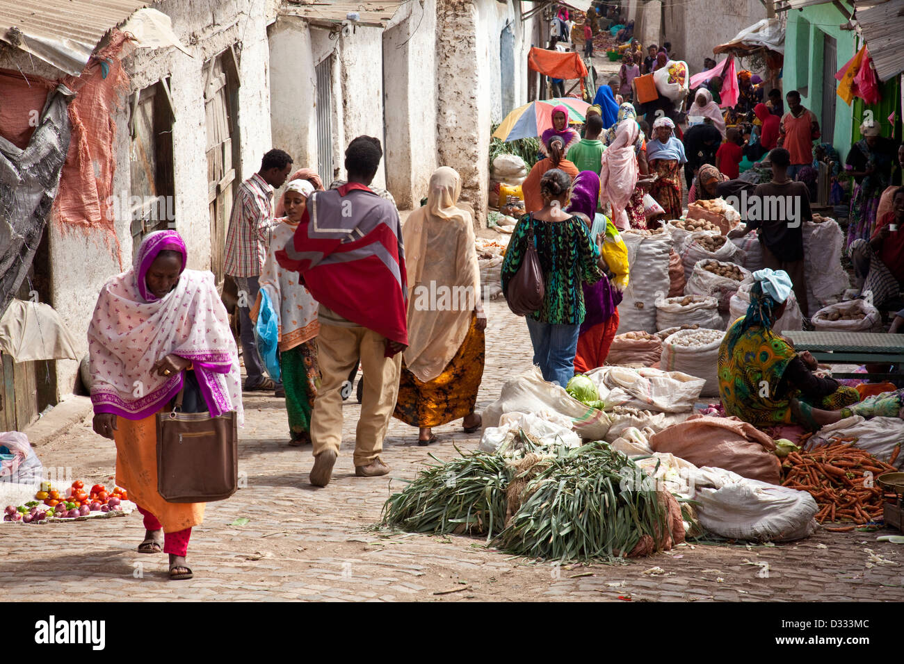 Colourful Streetscene, Jugol (Old Town) Harar, Ethiopia Stock Photo - Alamy