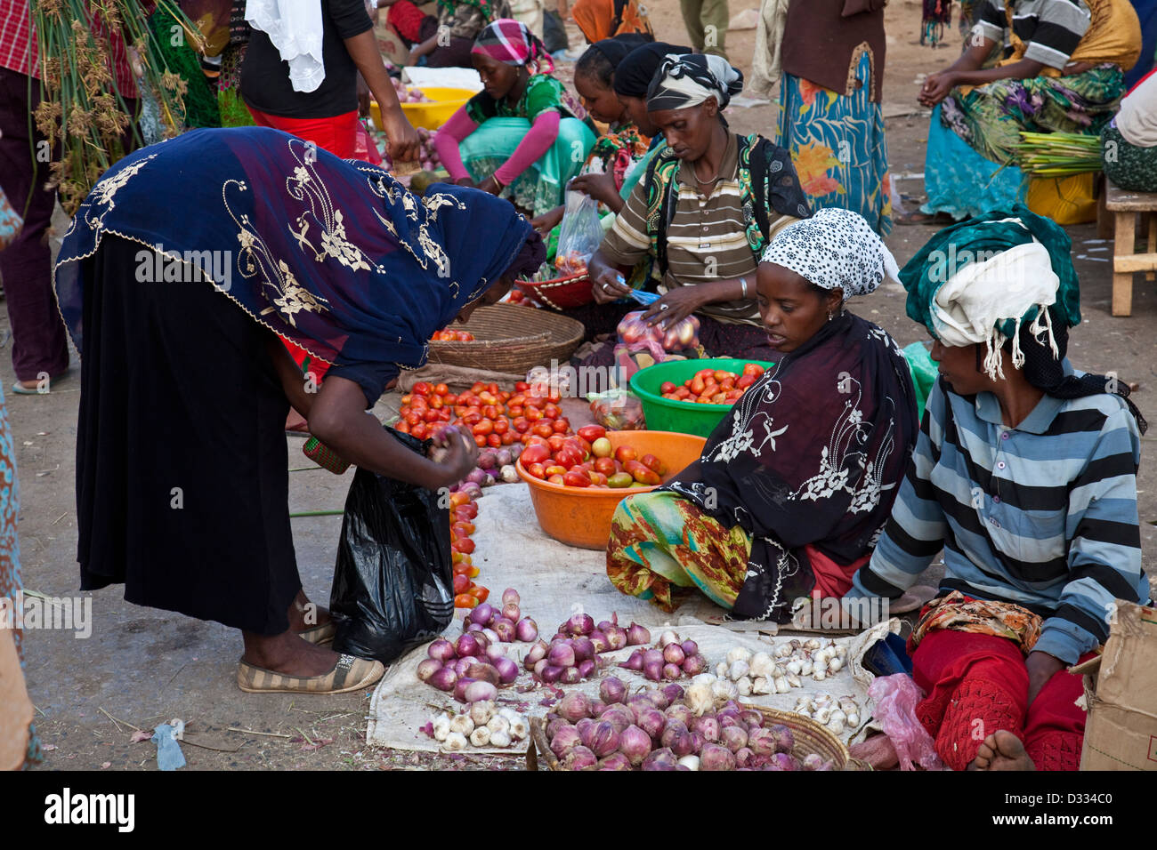 Ethiopia streets hi-res stock photography and images - Alamy