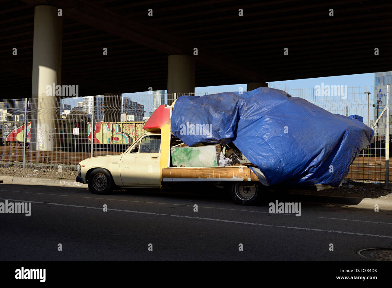 Homeless car hi-res stock photography and images - Alamy